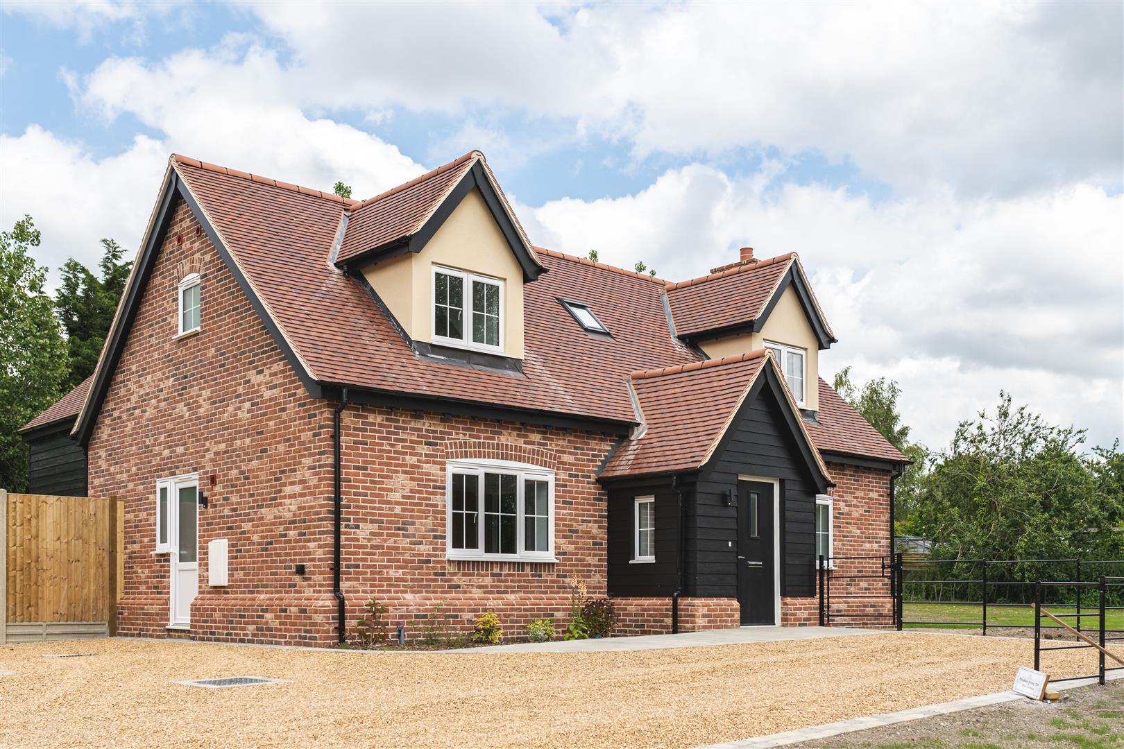 4 Bedroom for sale in Shudy Camps - Cheffins Saffron Walden Sales